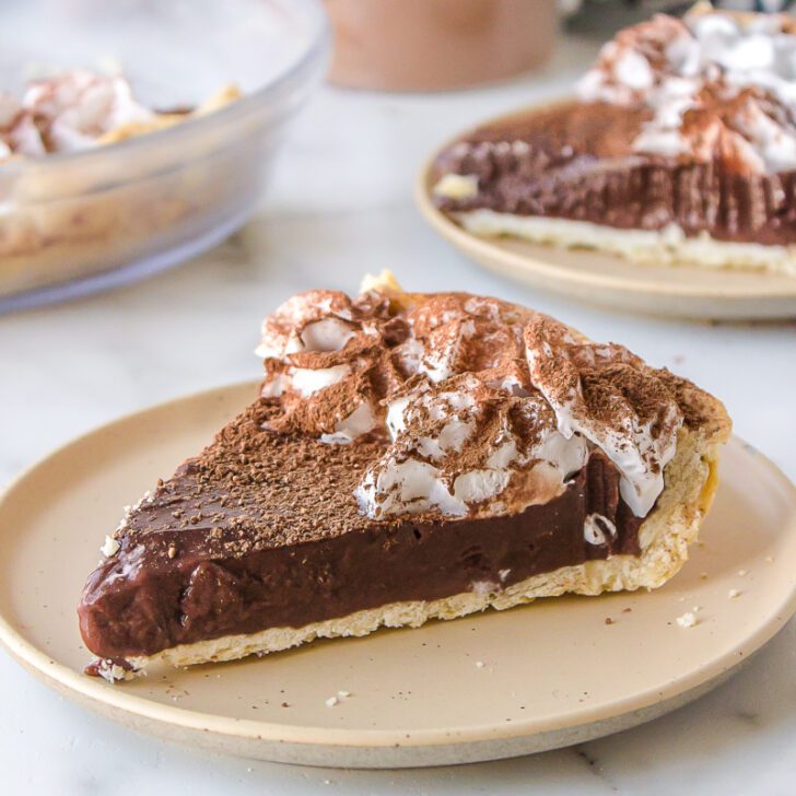 Homemade Old Fashioned Chocolate Pie Recipe