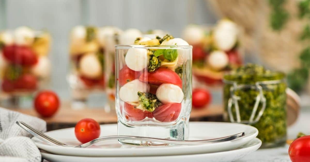 Tortellini Caprese Salad Cups