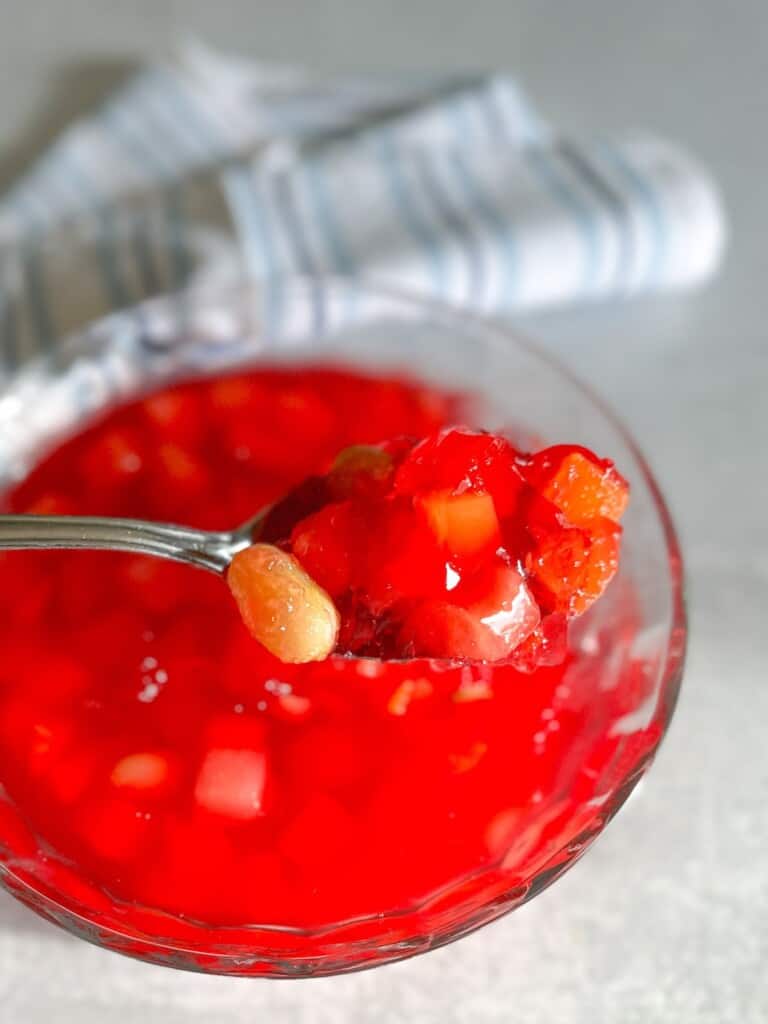 Easy Jello with Fruit Cocktail