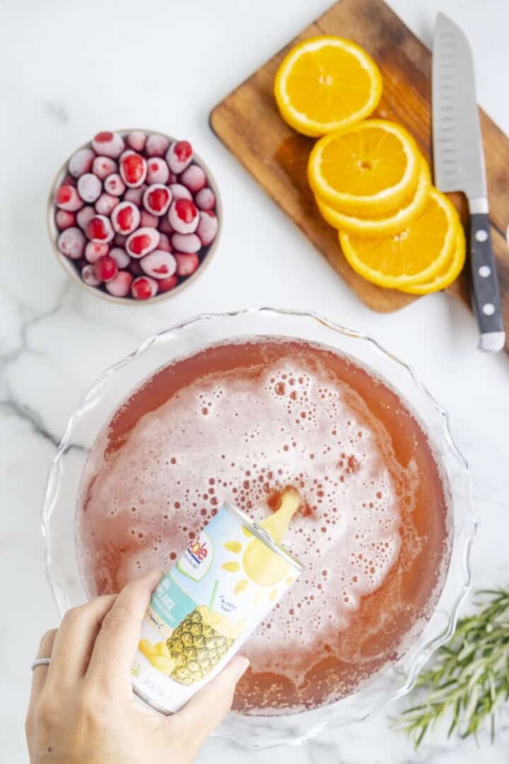 Non-Alcoholic Christmas Punch