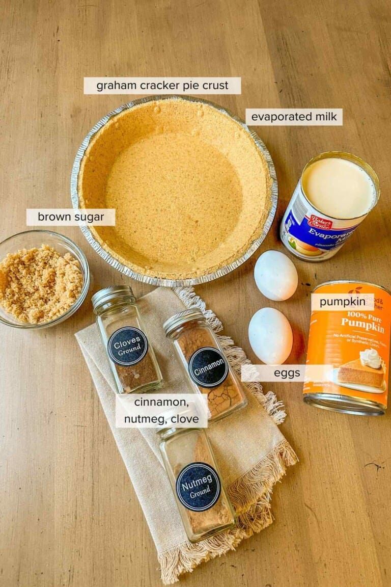 Pumpkin Pie with Graham Cracker Crust